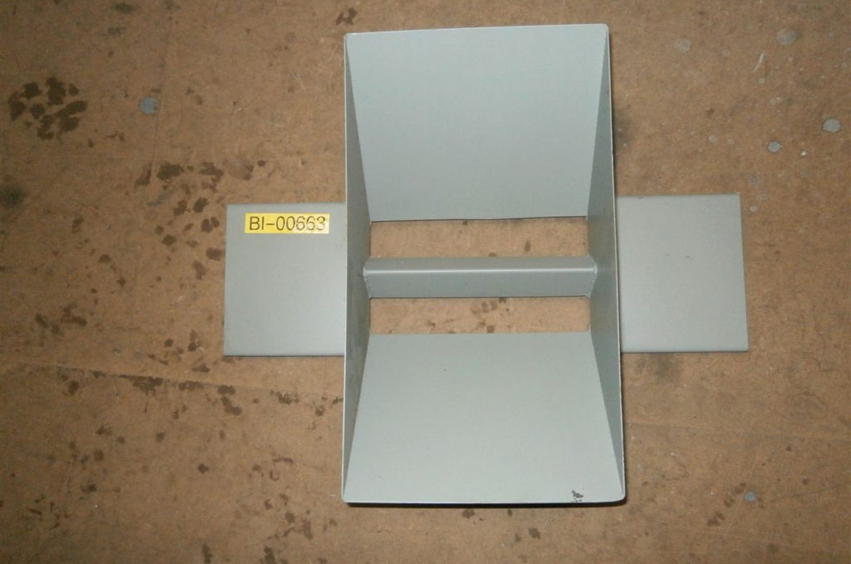 CARIER DUCT INLET HOPPER - Ben Burgess