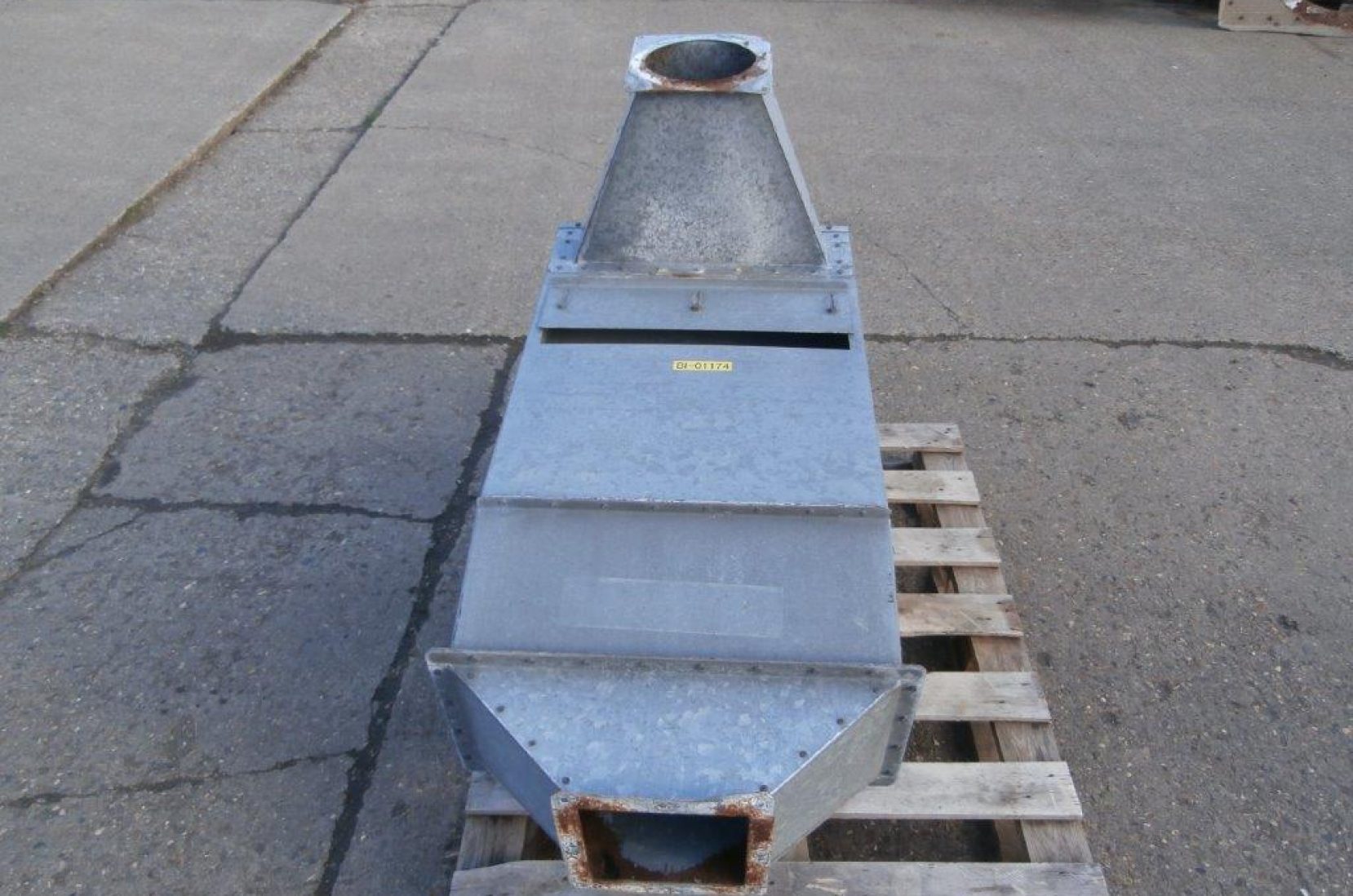 HO9 PRE-CLEAN Outlet adapter - Ben Burgess