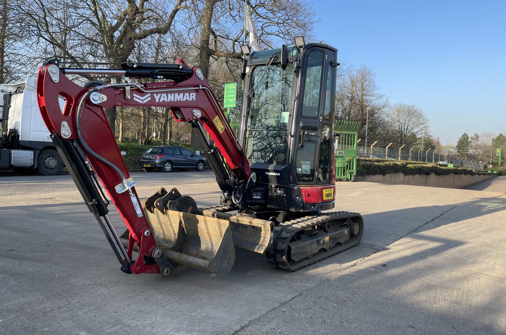 VIO26-6 MINI EXCAVATOR - Ben Burgess