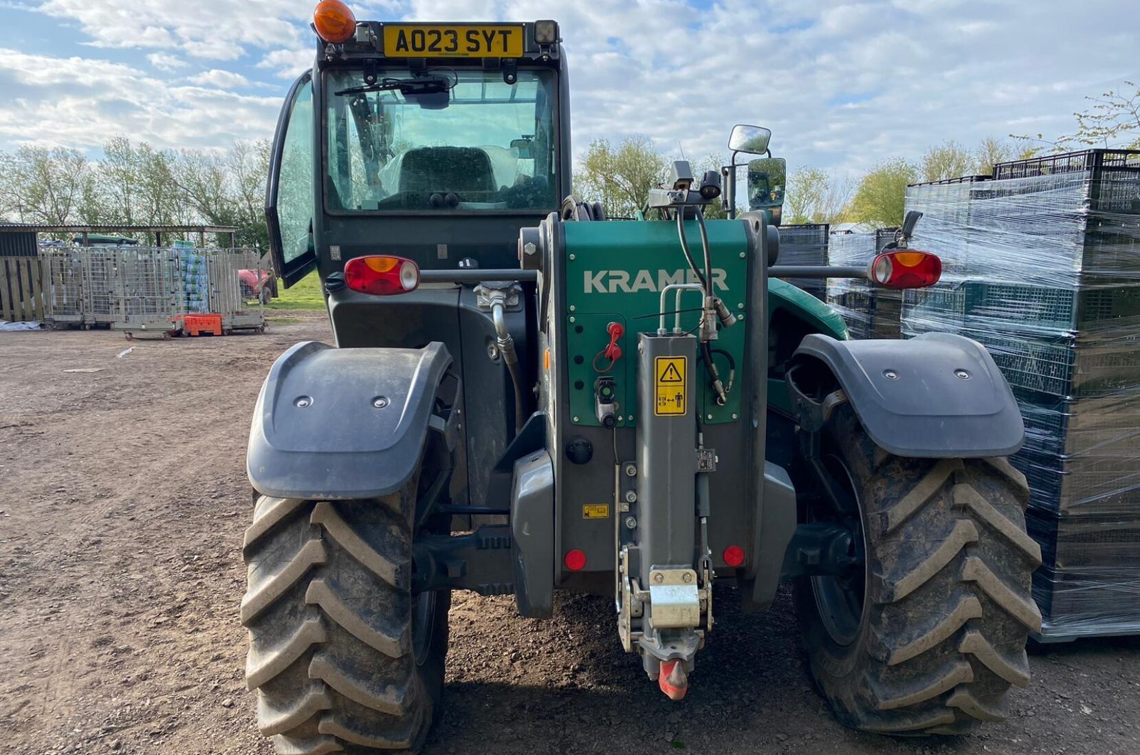 KT356-32 SECURITY - Ben Burgess