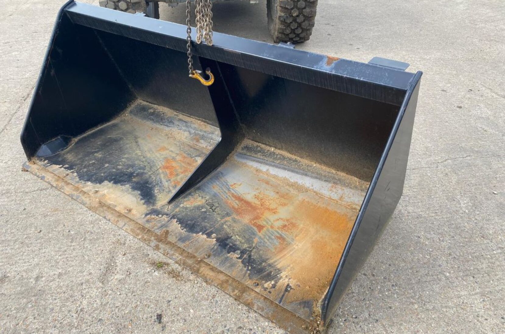 1.5M3 BUCKET - Ben Burgess