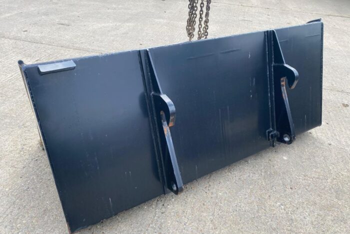 1.5M3 BUCKET - Ben Burgess