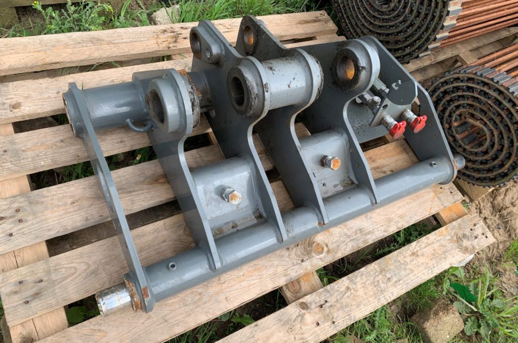 HEADSTOCK KRAMER HEADSTOCK - Ben Burgess