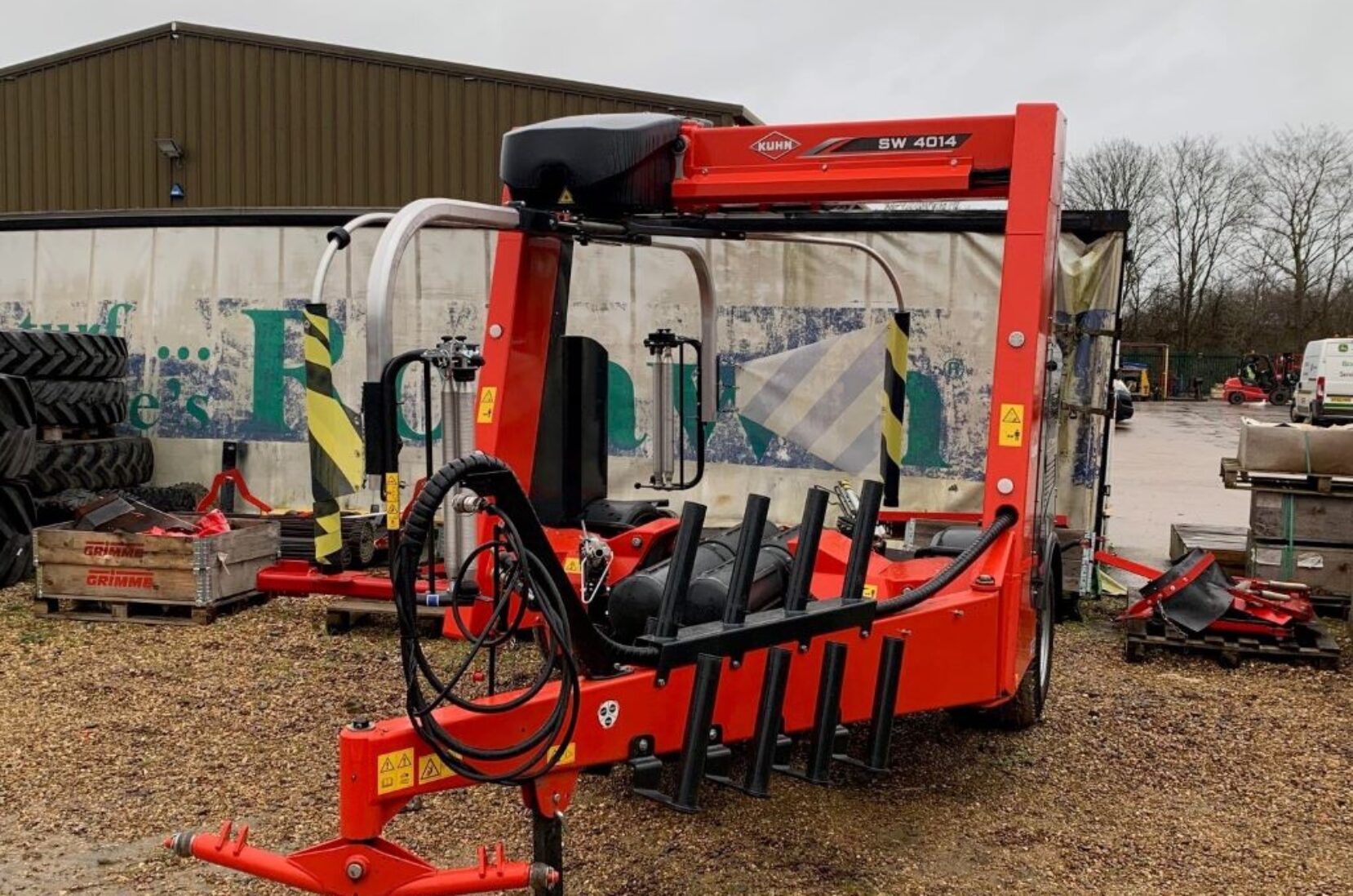 SW4014 BALE WRAPPER - Ben Burgess