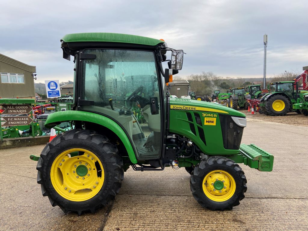 John Deere 3046r Cab Compact Tractor - FarmAds