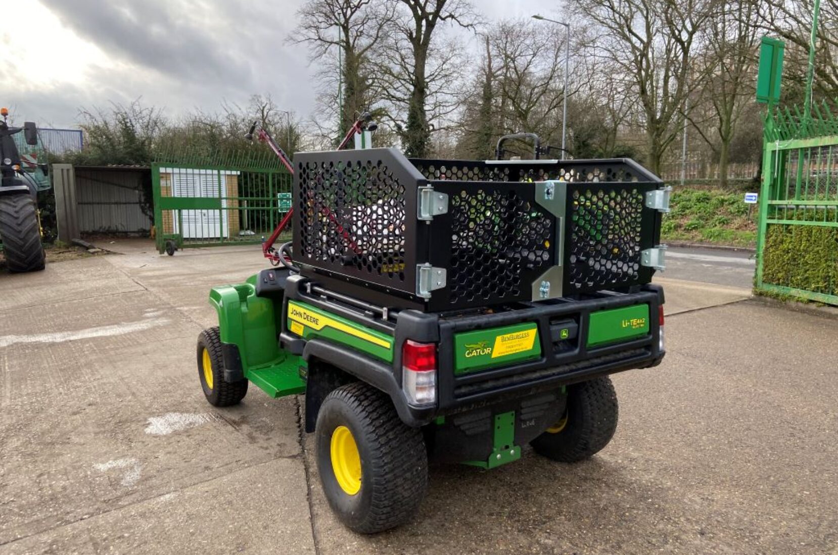 TE GATOR ELECTRIC O/S - Ben Burgess