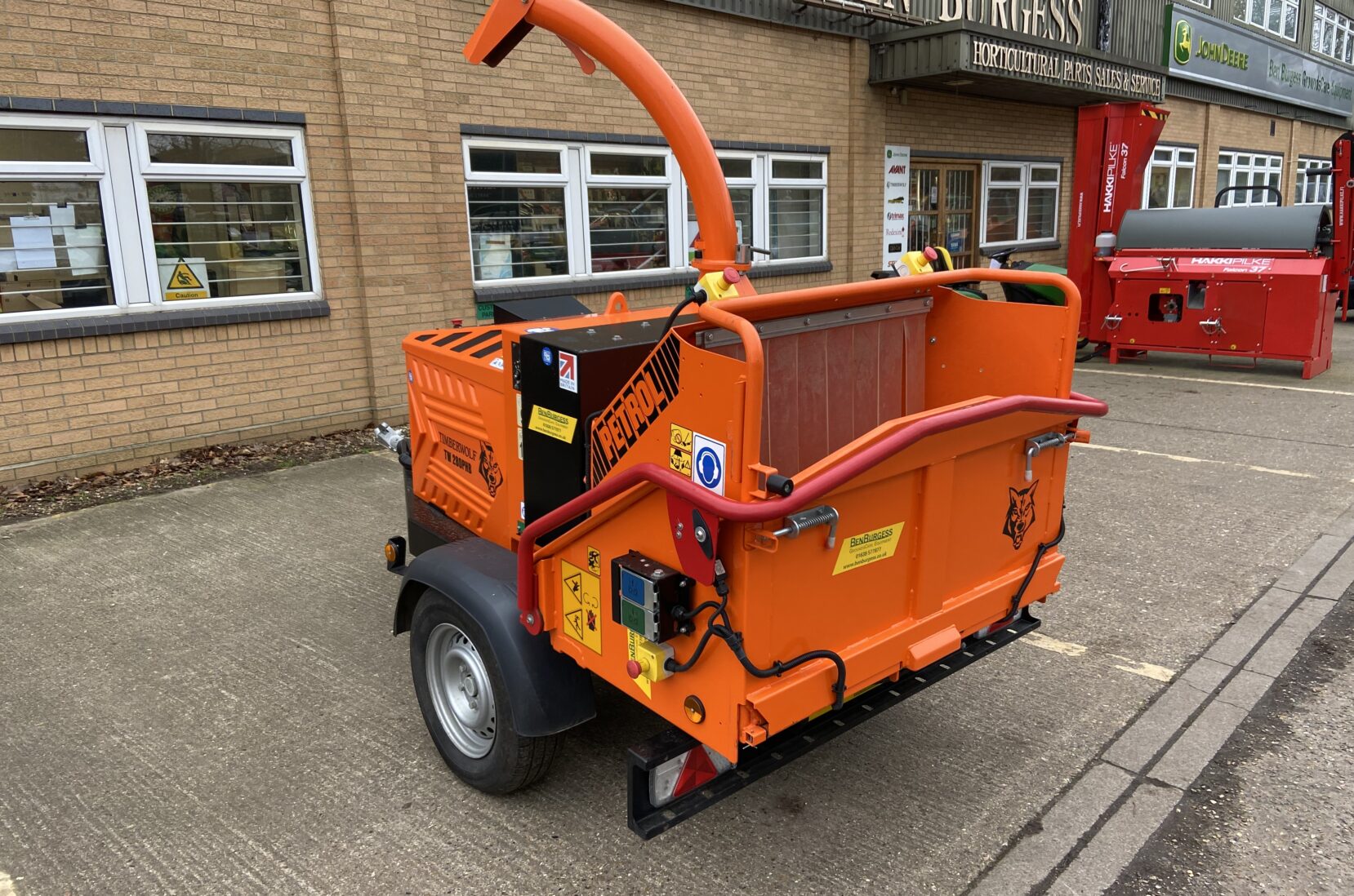 TW 280PHB CHIPPER - Ben Burgess