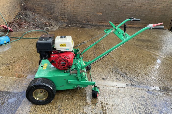 Graden scarifier hire store