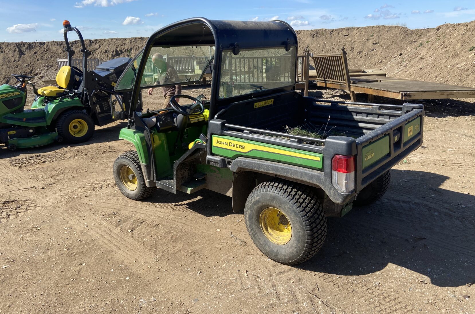 TE GATOR ELECTRIC HD CAB - Ben Burgess