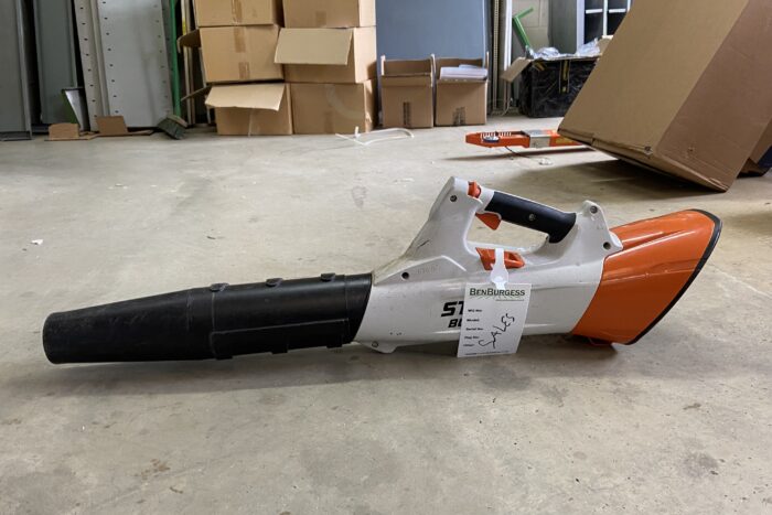 BGA 100 CORDLESS BLOWER - Ben Burgess