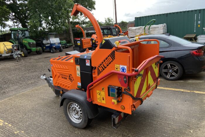 TW 280HBH HYBRID 8" CHIPPER - Ben Burgess