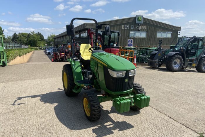 3046R ROPS IT COMPACT TRACTOR - Ben Burgess