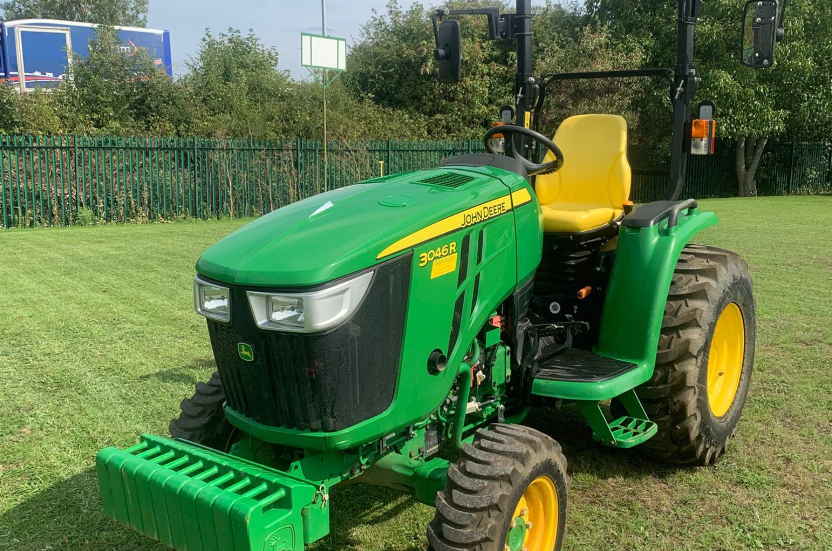 3046R ROPS I COMPACT TRACTOR - Ben Burgess