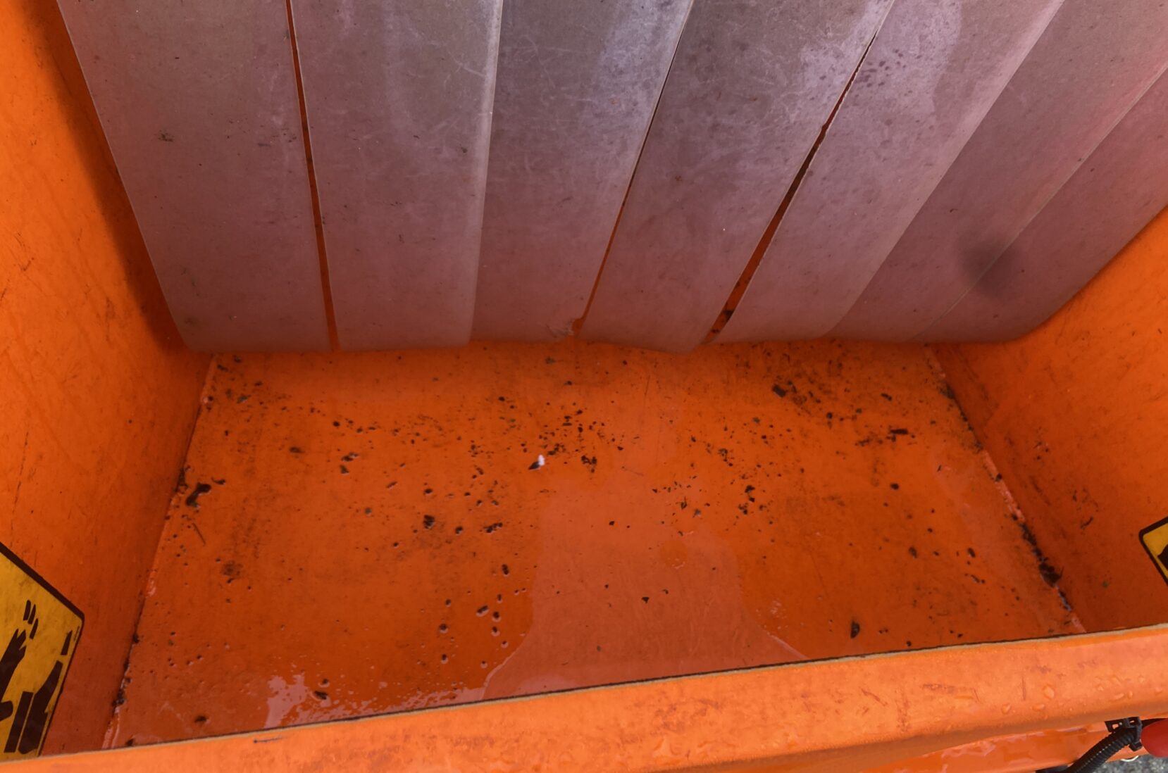 TW 230VTRD CHIPPER (TRACKS) - Ben Burgess