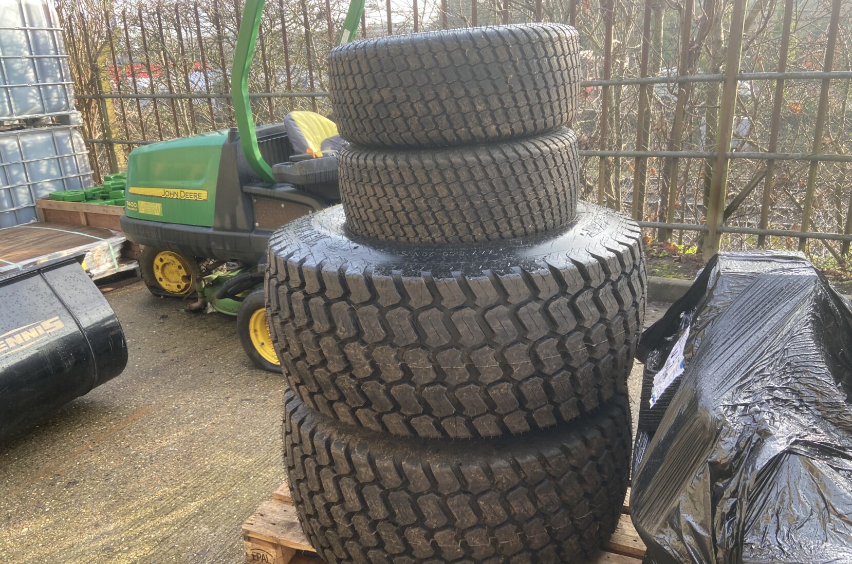 TURF TYRES TO FIT JOHN DEERE 4R - Ben Burgess