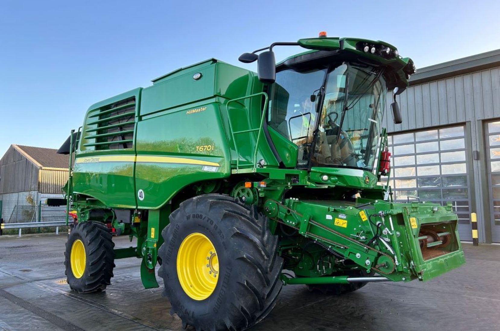 T670 HM COMBINE - Ben Burgess