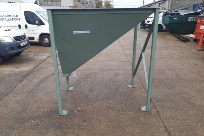 HOPPER 1Tonne hopper - Ben Burgess