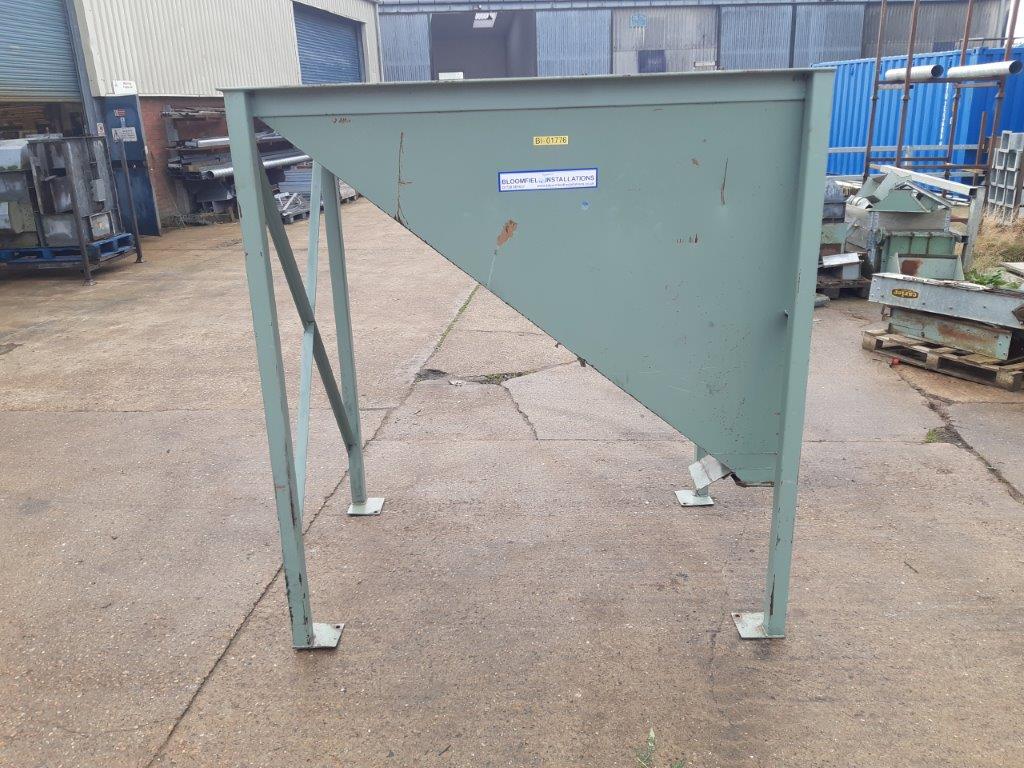 HOPPER 1Tonne hopper - Ben Burgess