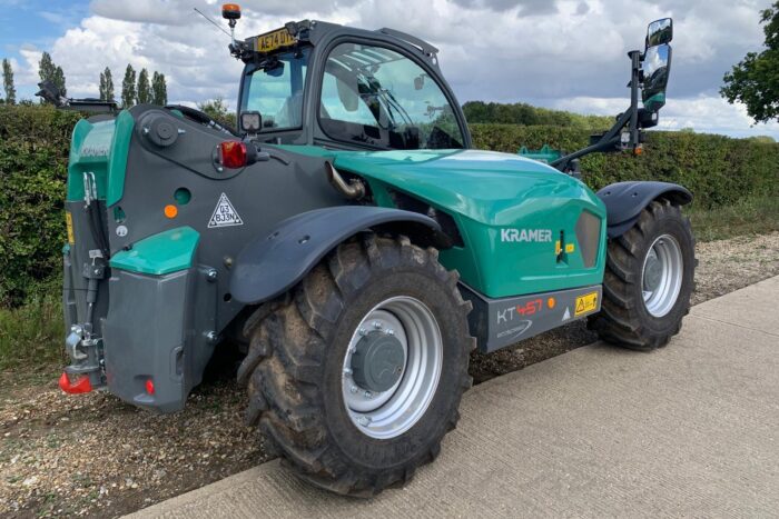 KT457 TELESCOPIC HANDLER - Ben Burgess
