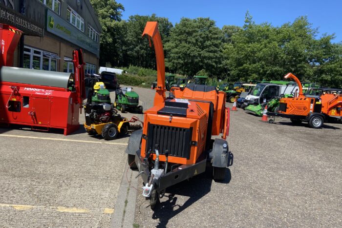 TW 280 HBH Hybrid Chipper - Ben Burgess