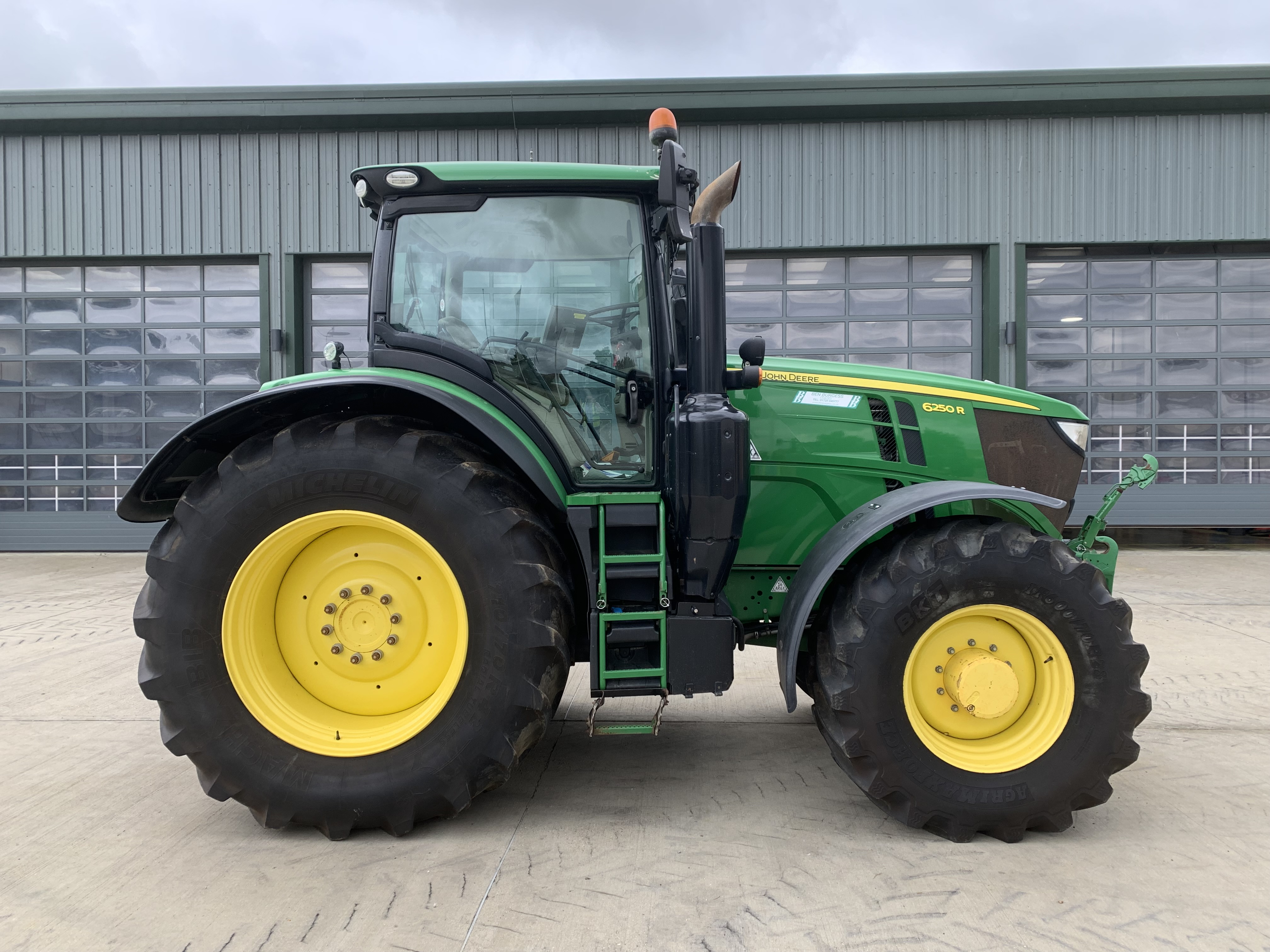 John Deere 6250r Tractor - Farmads
