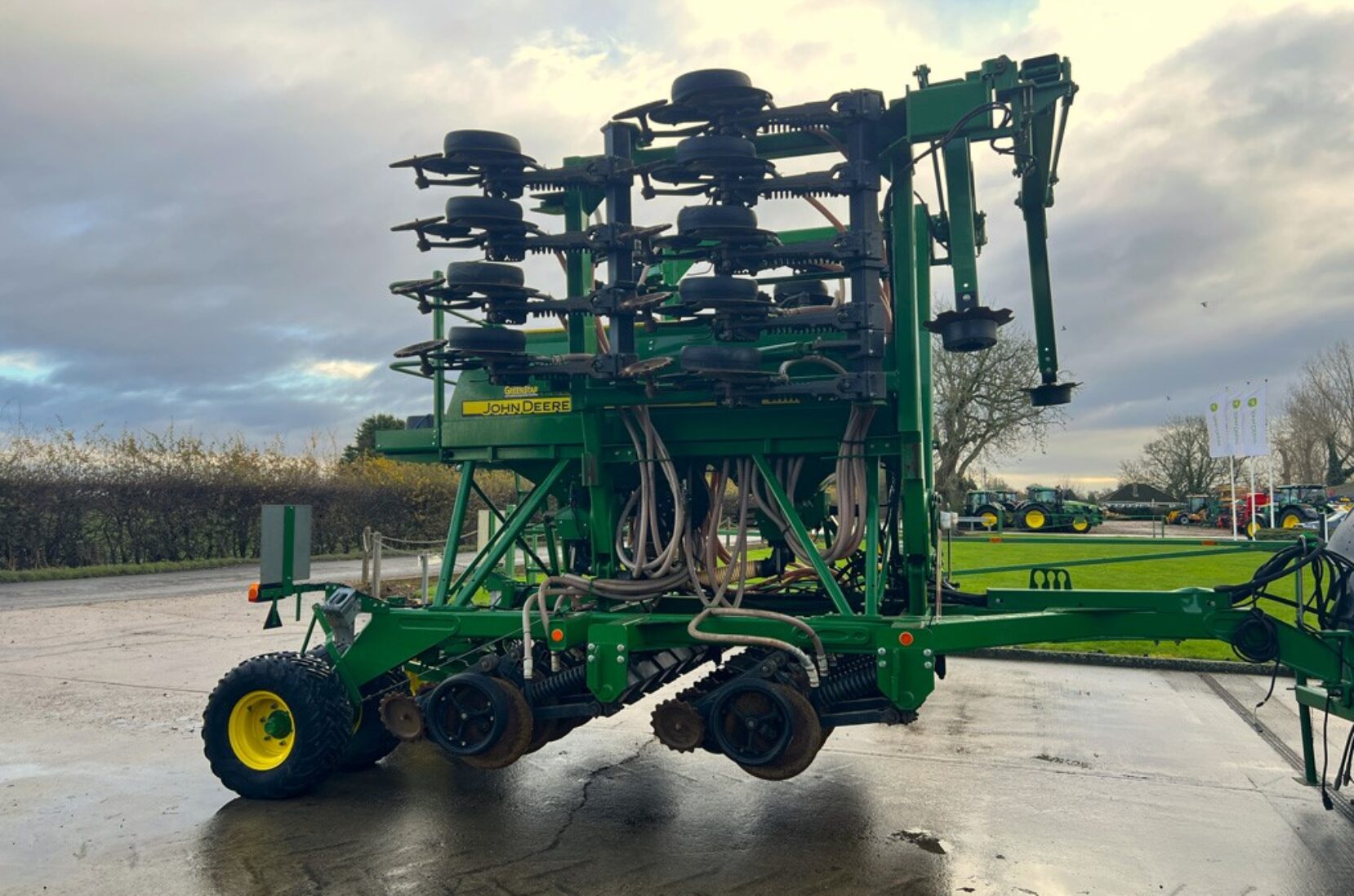 750A SEED DRILL - Ben Burgess