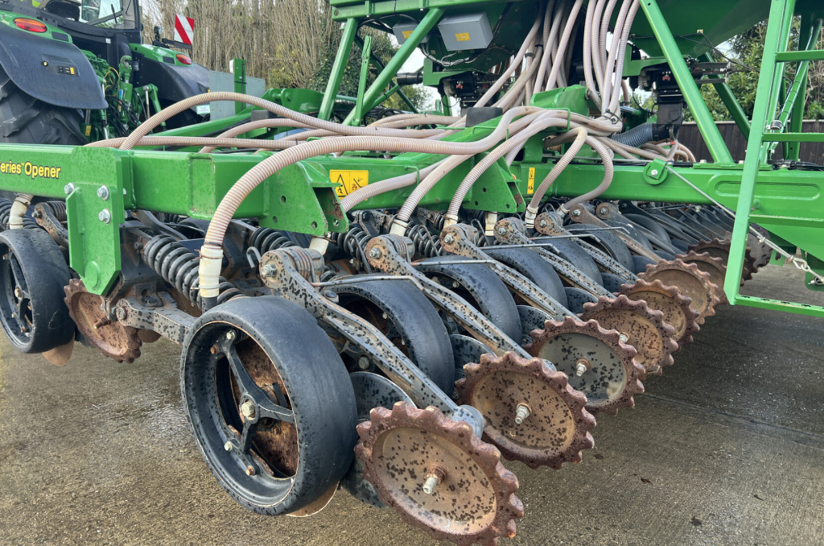 750A SEED DRILL - Ben Burgess