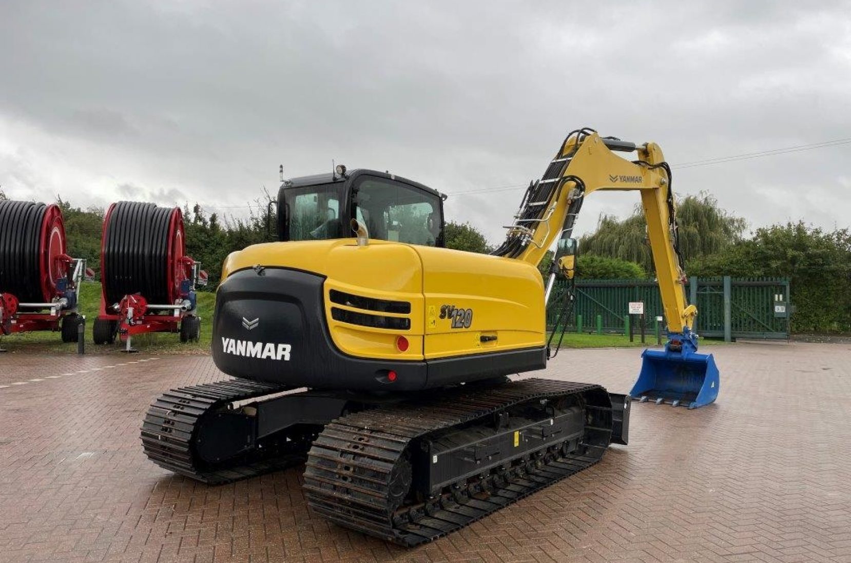 SV120 MIDI EXCAVATOR - Ben Burgess