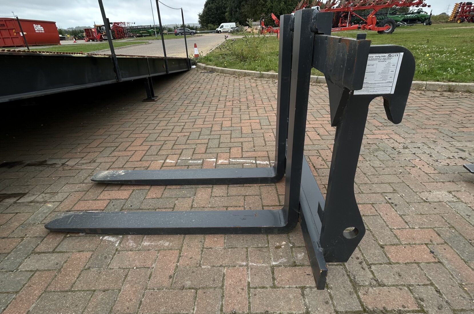 ATTACHMENT TINES - Ben Burgess